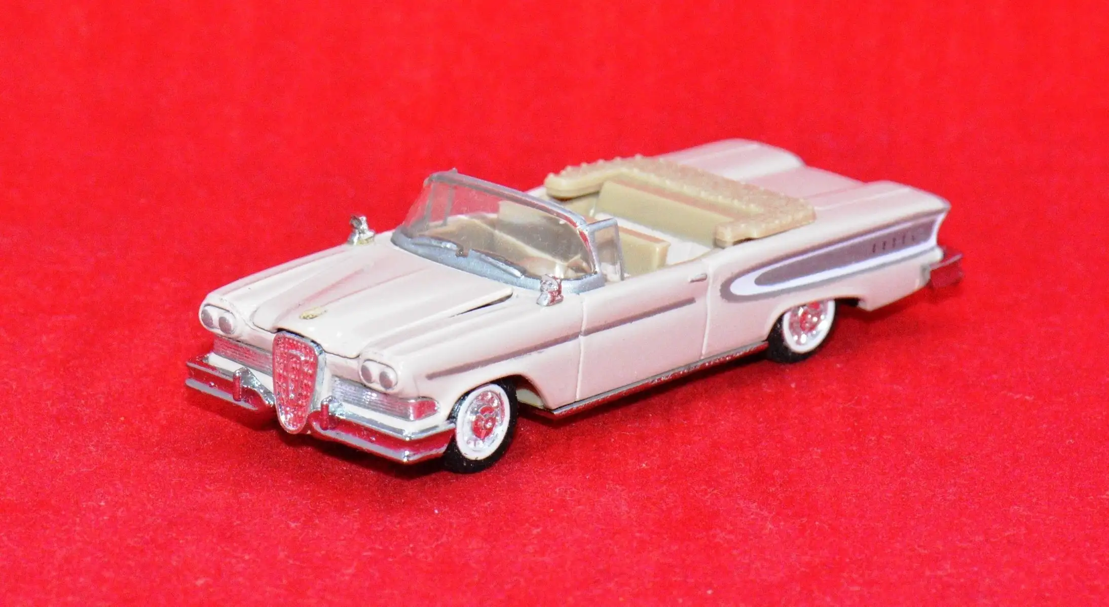 Racing Champions '58 Ford Edsel - Loose Cars