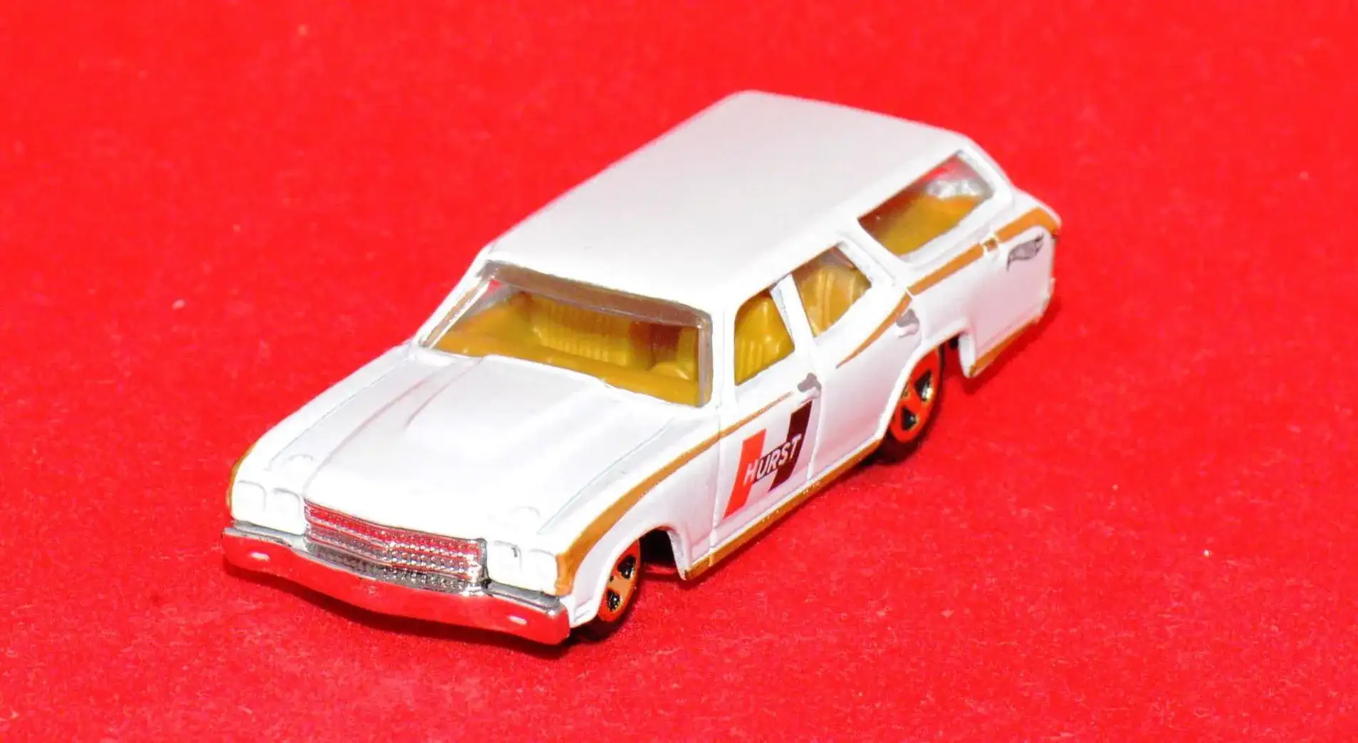 Hot Wheels Hurst '70 Chevelle SS Wagon - Loose Cars