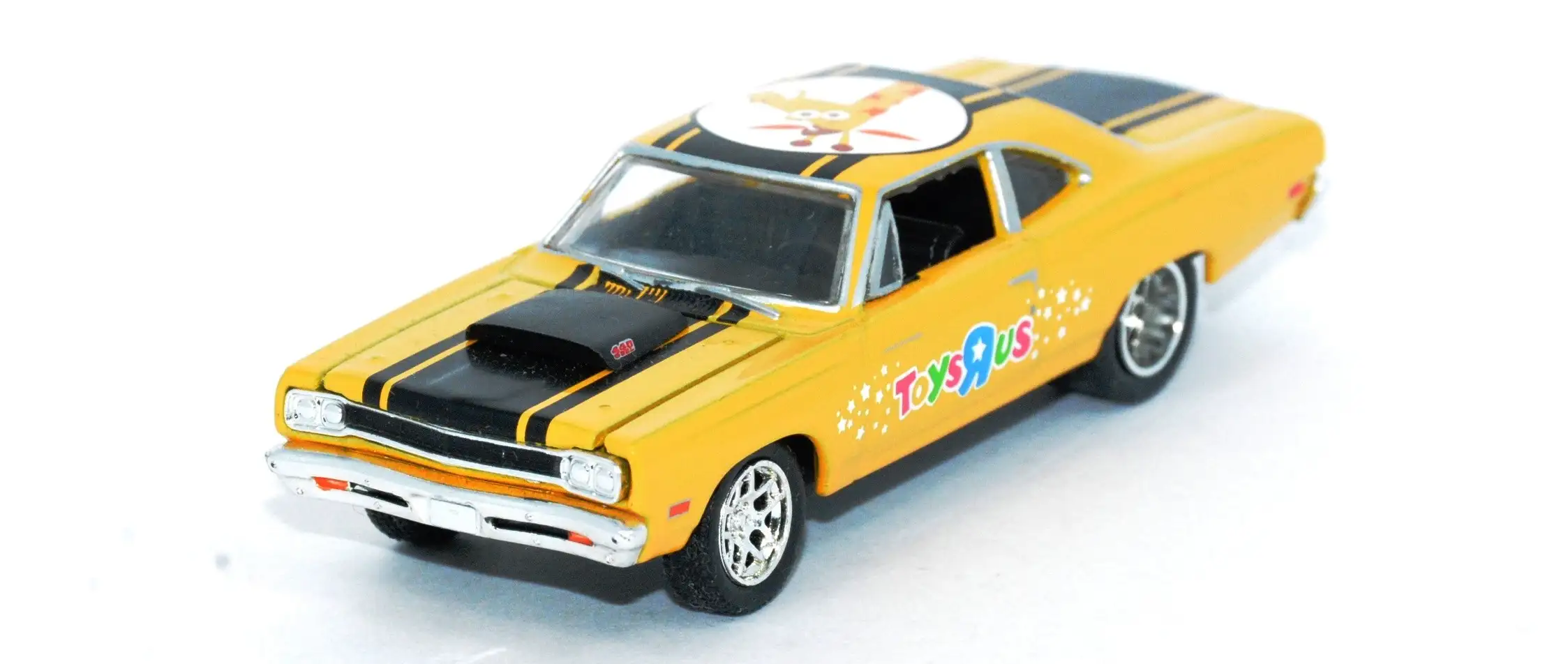 M2 Toys R Us Plymouth HEMI Road Runner – Loose Cars